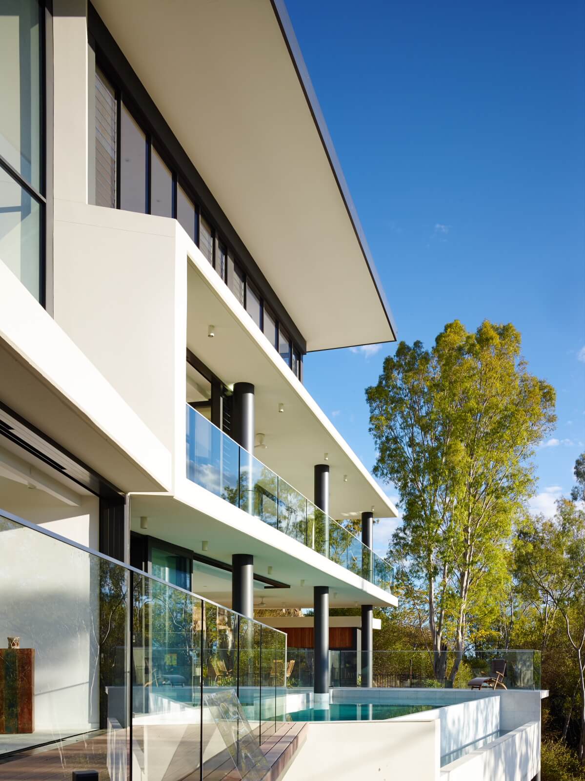 “Razor House” - Thallon Mole Group