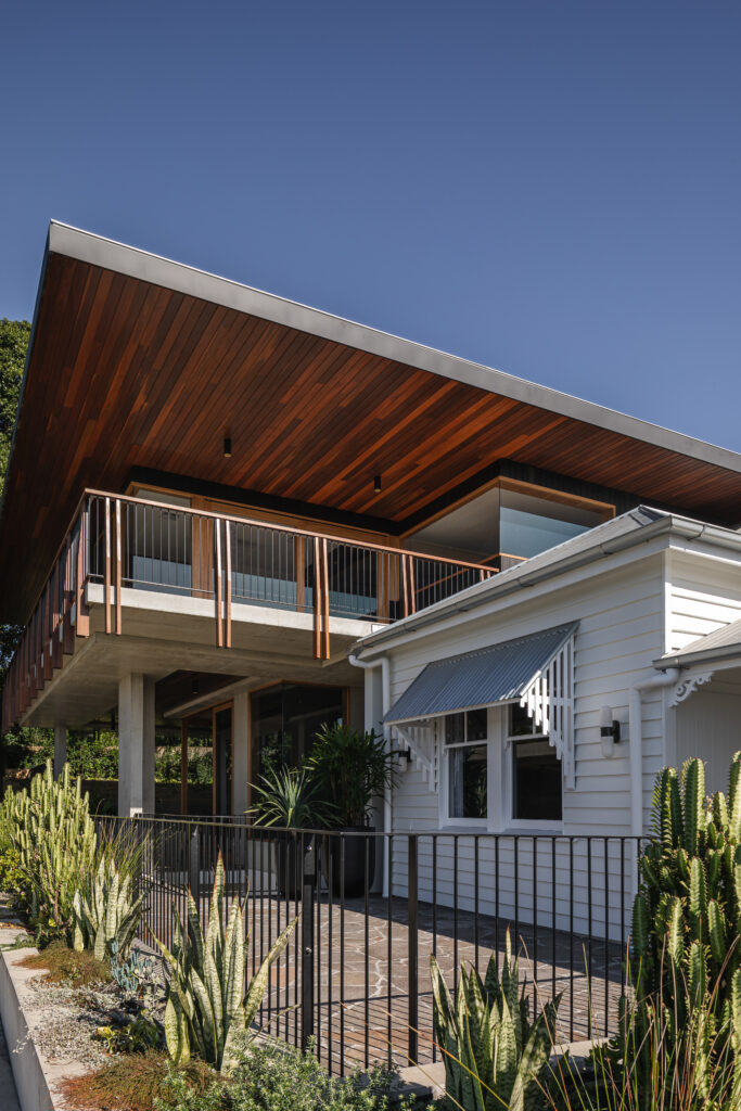 "Markwell" - Thallon Mole Group